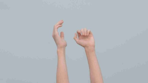 6 Reasons Why Your Arms Are So Thin - Geeks Around Globe